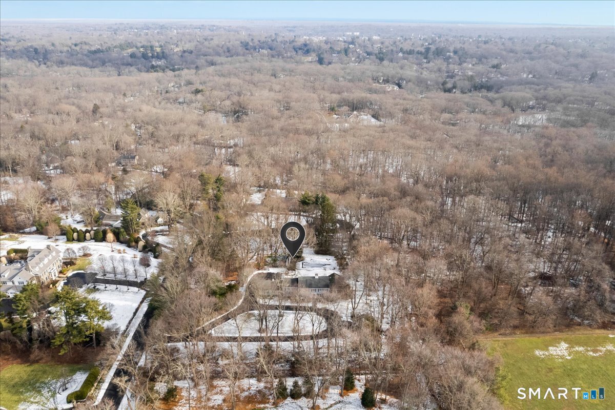 77 Winfield Lane, New Canaan, CT 06840 | For Sale at $2,495,000