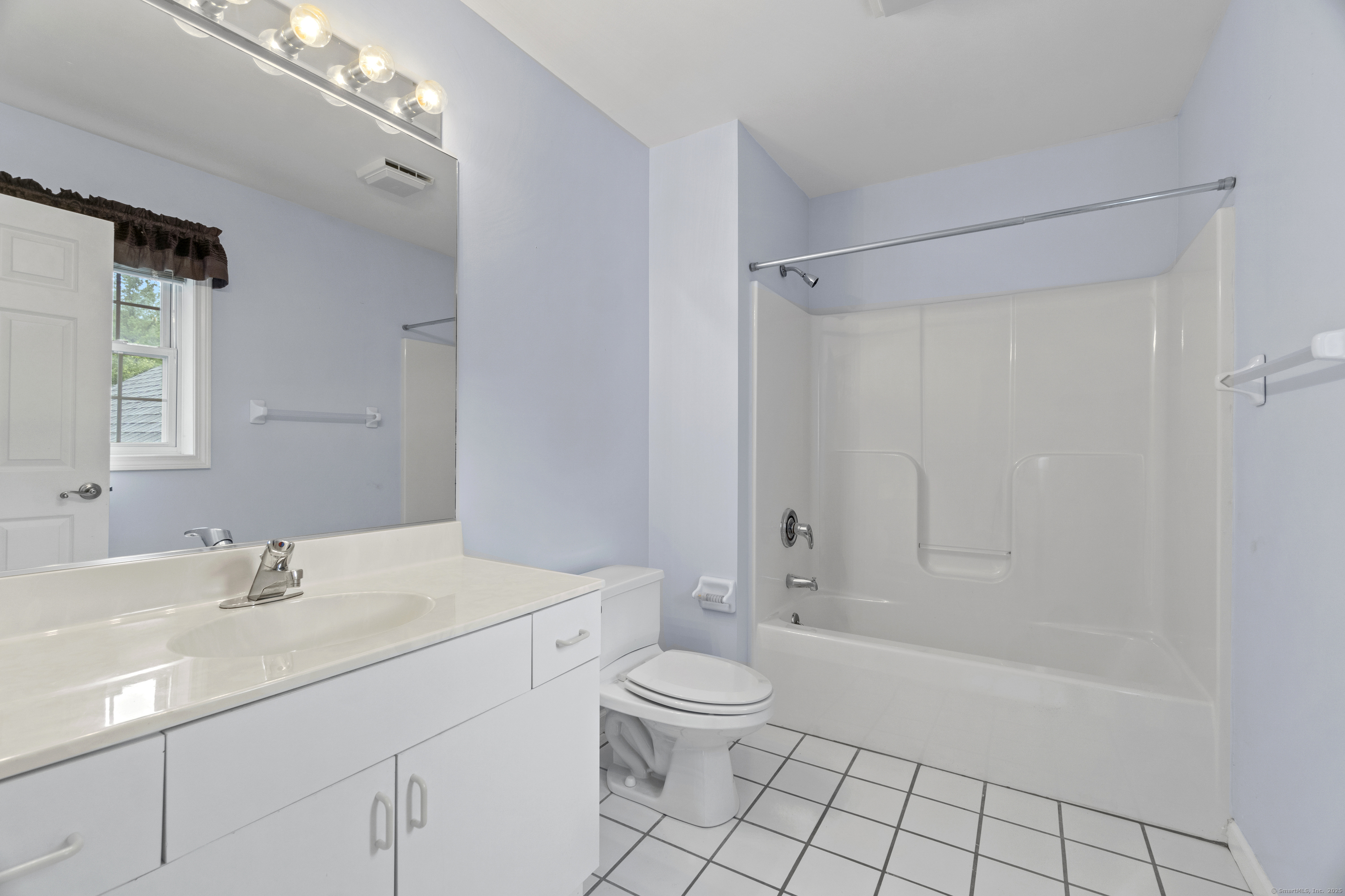 4001 Heartwood Lane, 4001, Danbury, CT 06811 | For Sale at $515,000