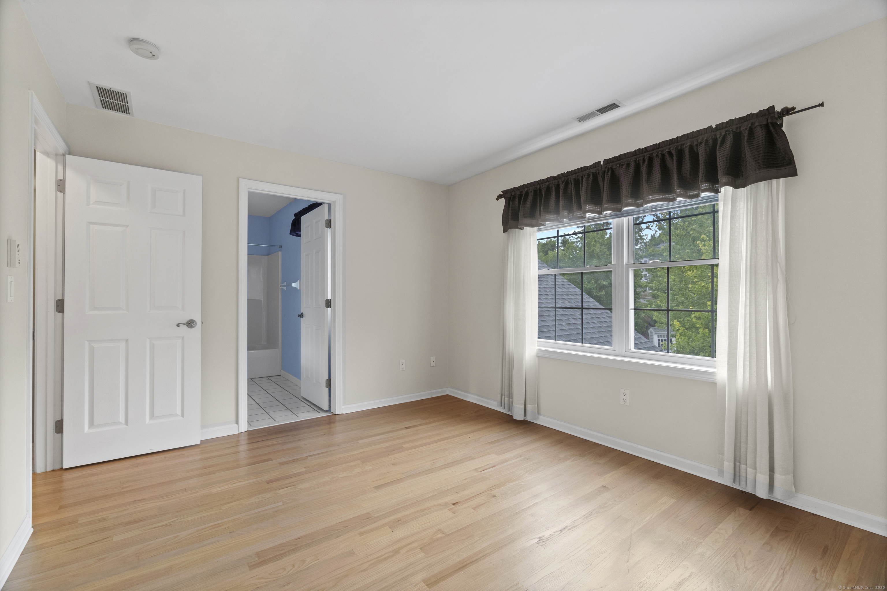 4001 Heartwood Lane, 4001, Danbury, CT 06811 | For Sale at $515,000